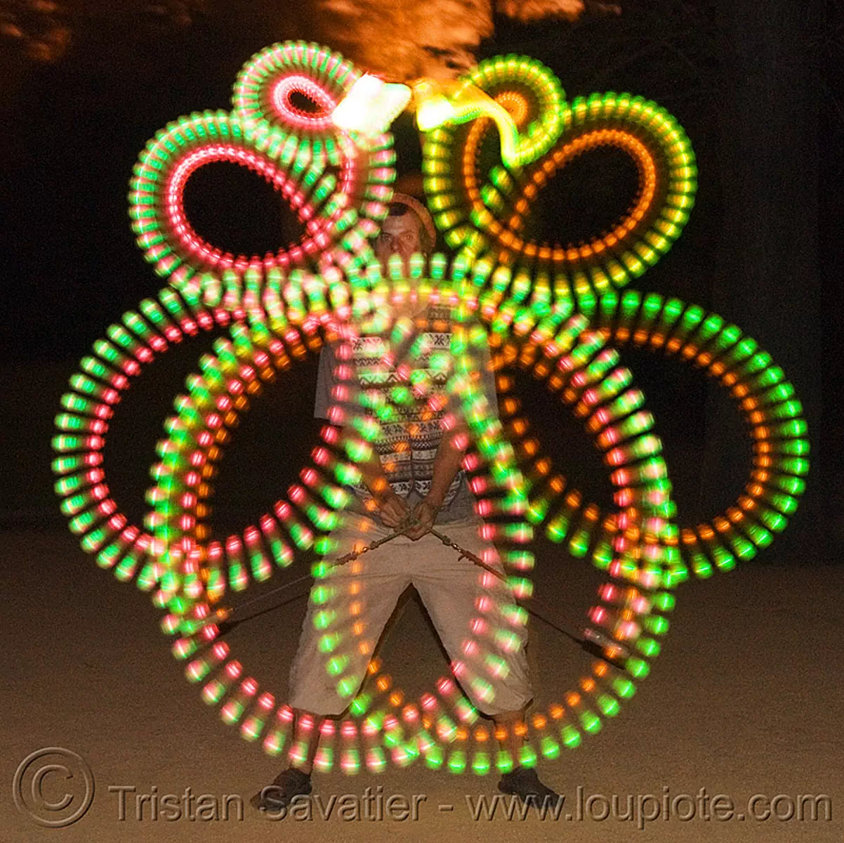 spinning LED light poi, glowing, flowlight