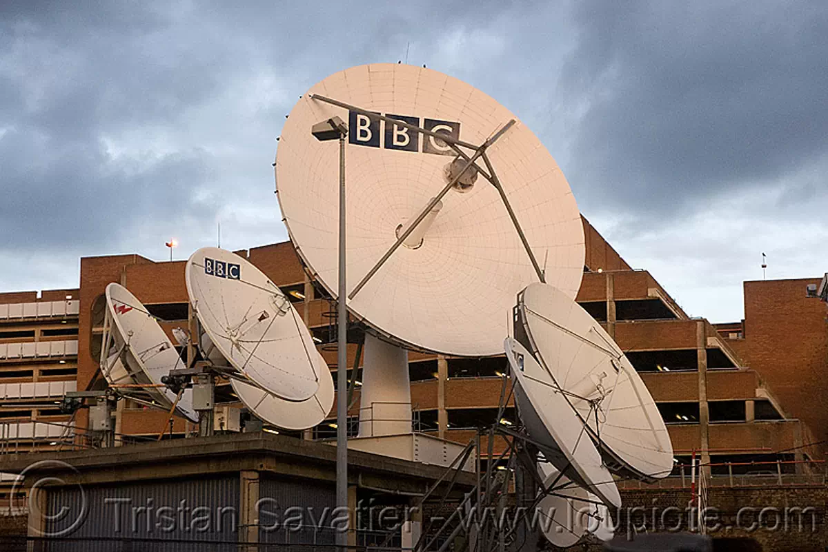 BBC satellite dishes, parabolic antennas, BBC television centre ...