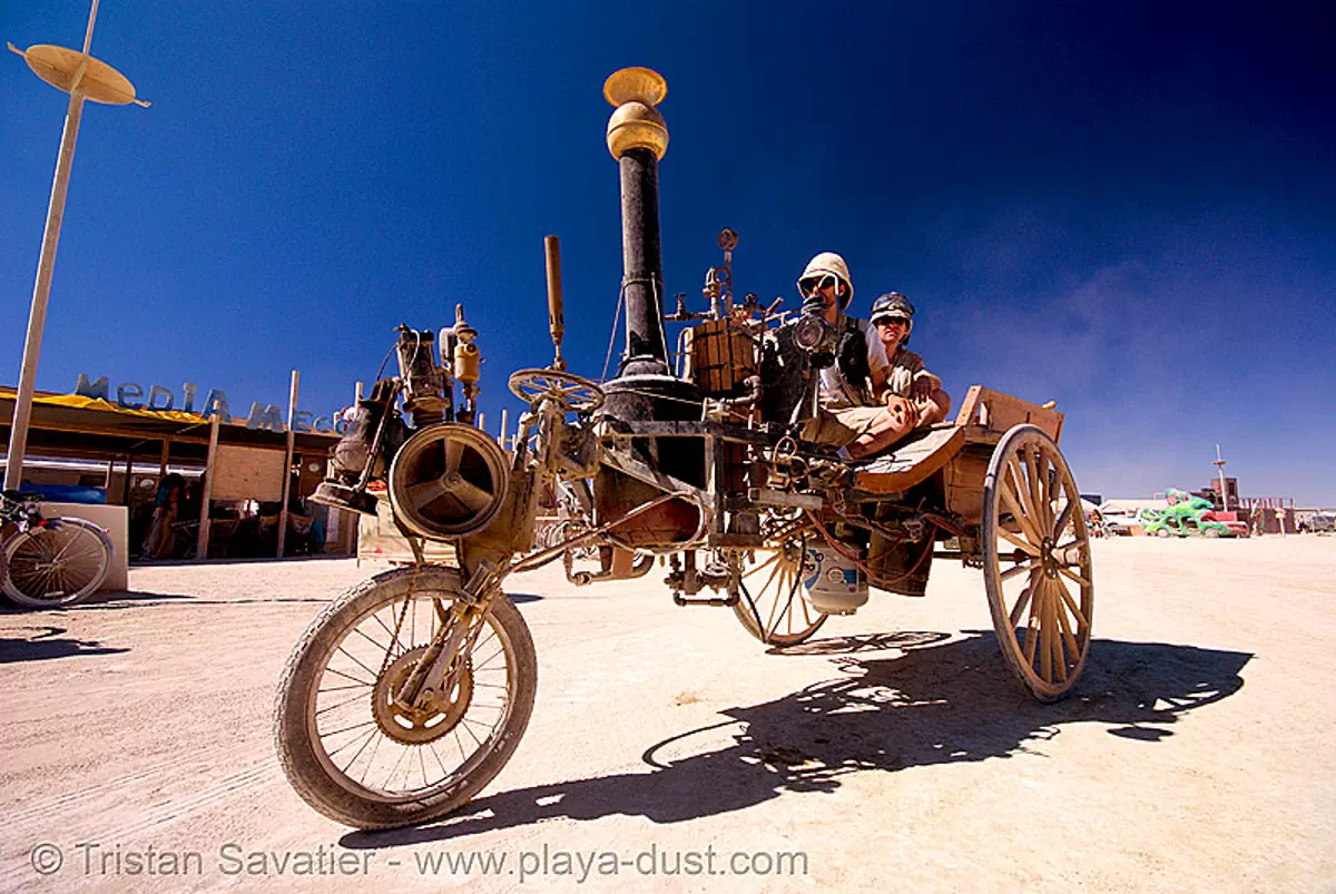 burning man, neverwas haul's steam runabout