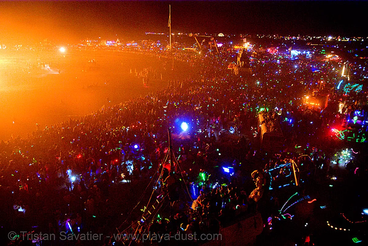 burning man, the crowd around the temple of forgiveness