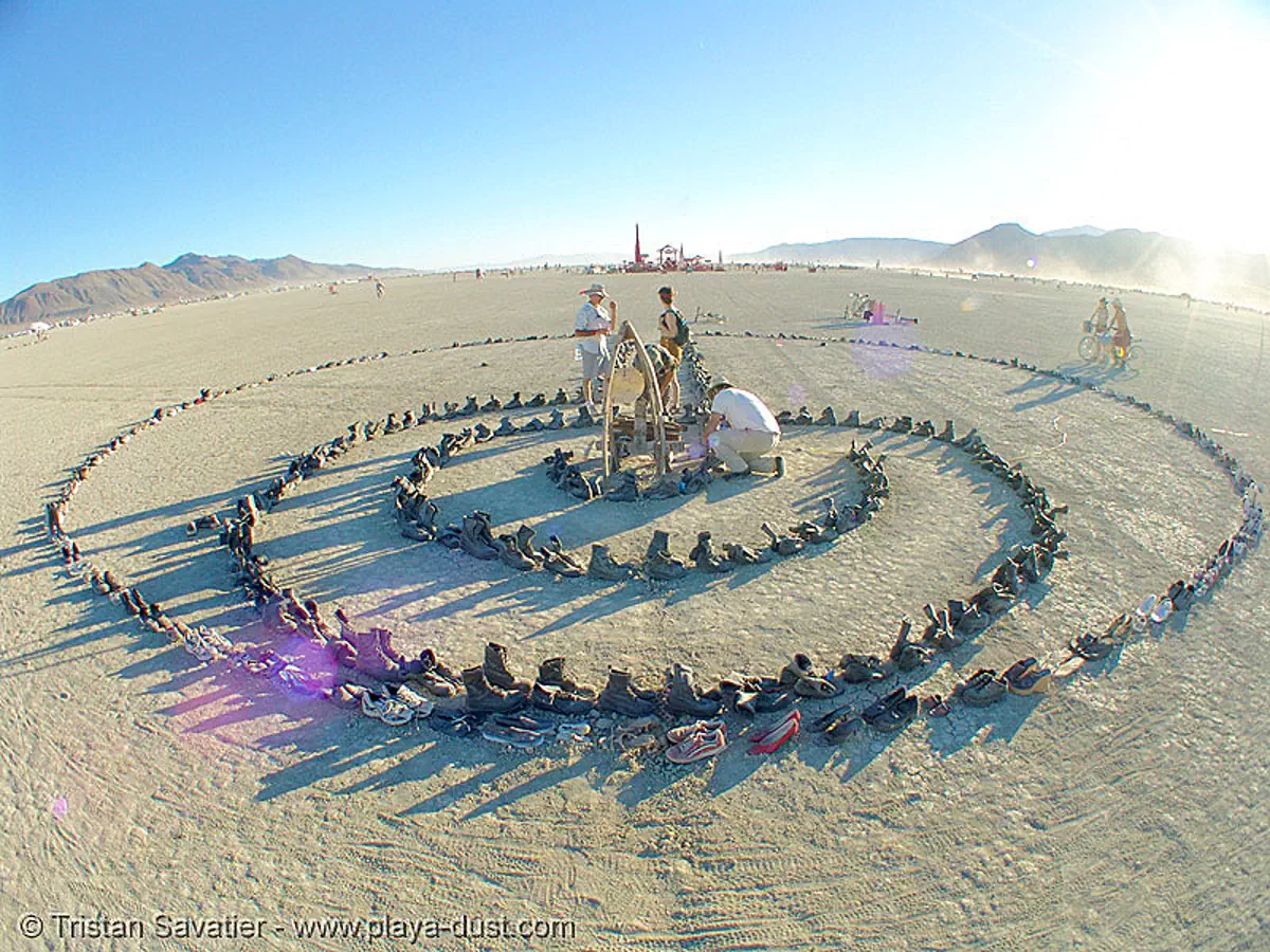 eyes wide open iraq war memorial by sheilah morgan, burning man 2005