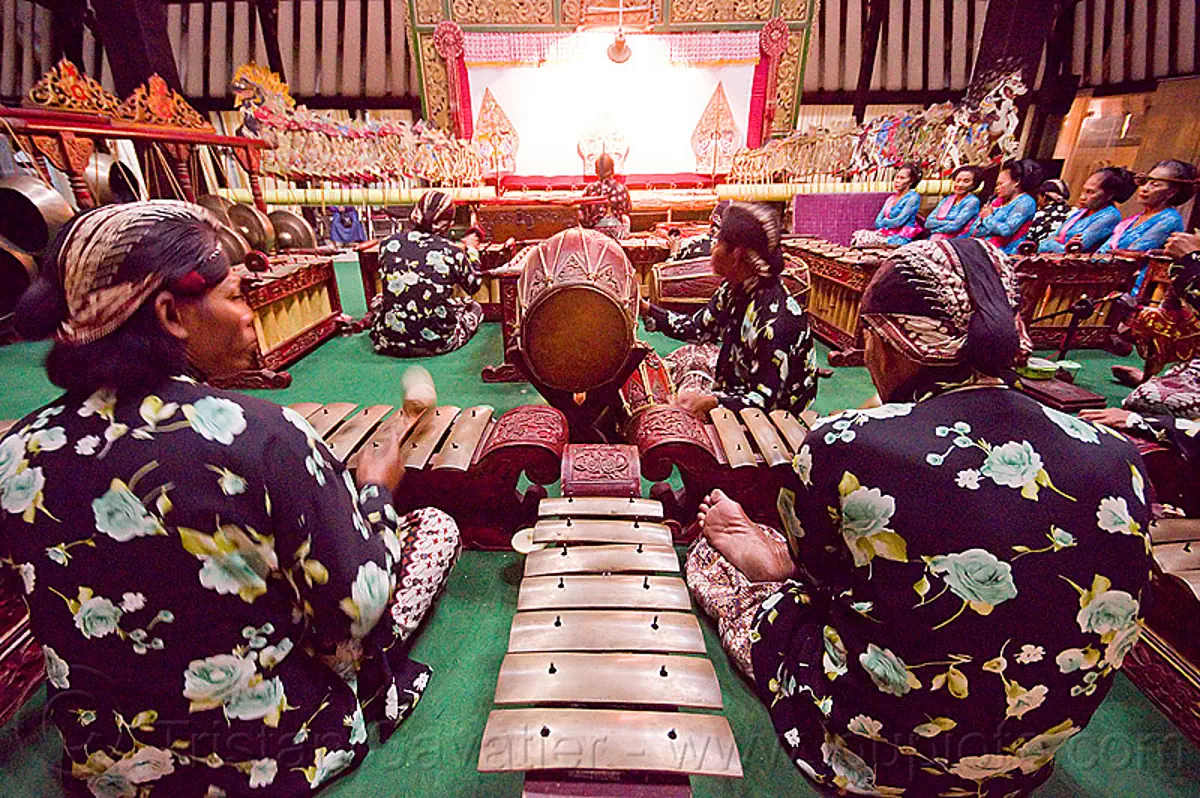 gamelan ensemble orchestra, yogyakarta, java