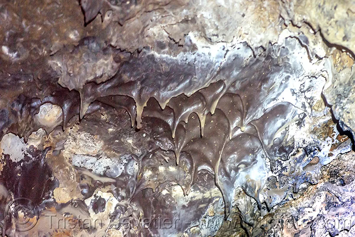 lavacicles, lava stalactites