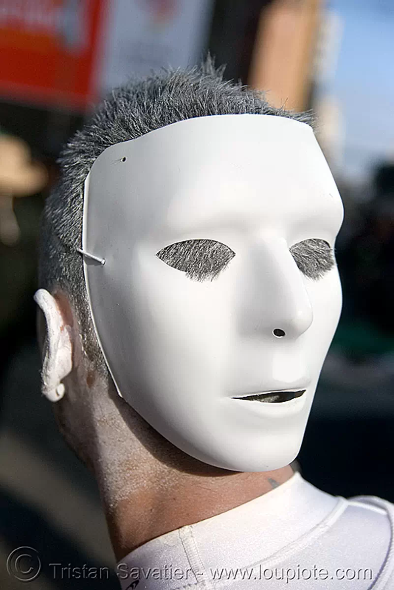 man wearing a white mask, how weird street fair, san francisco