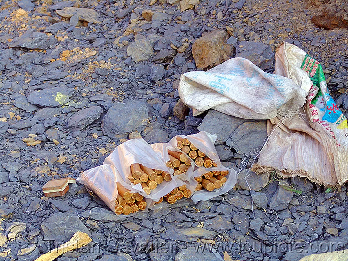 real dynamite sticks, road construction, vietnam