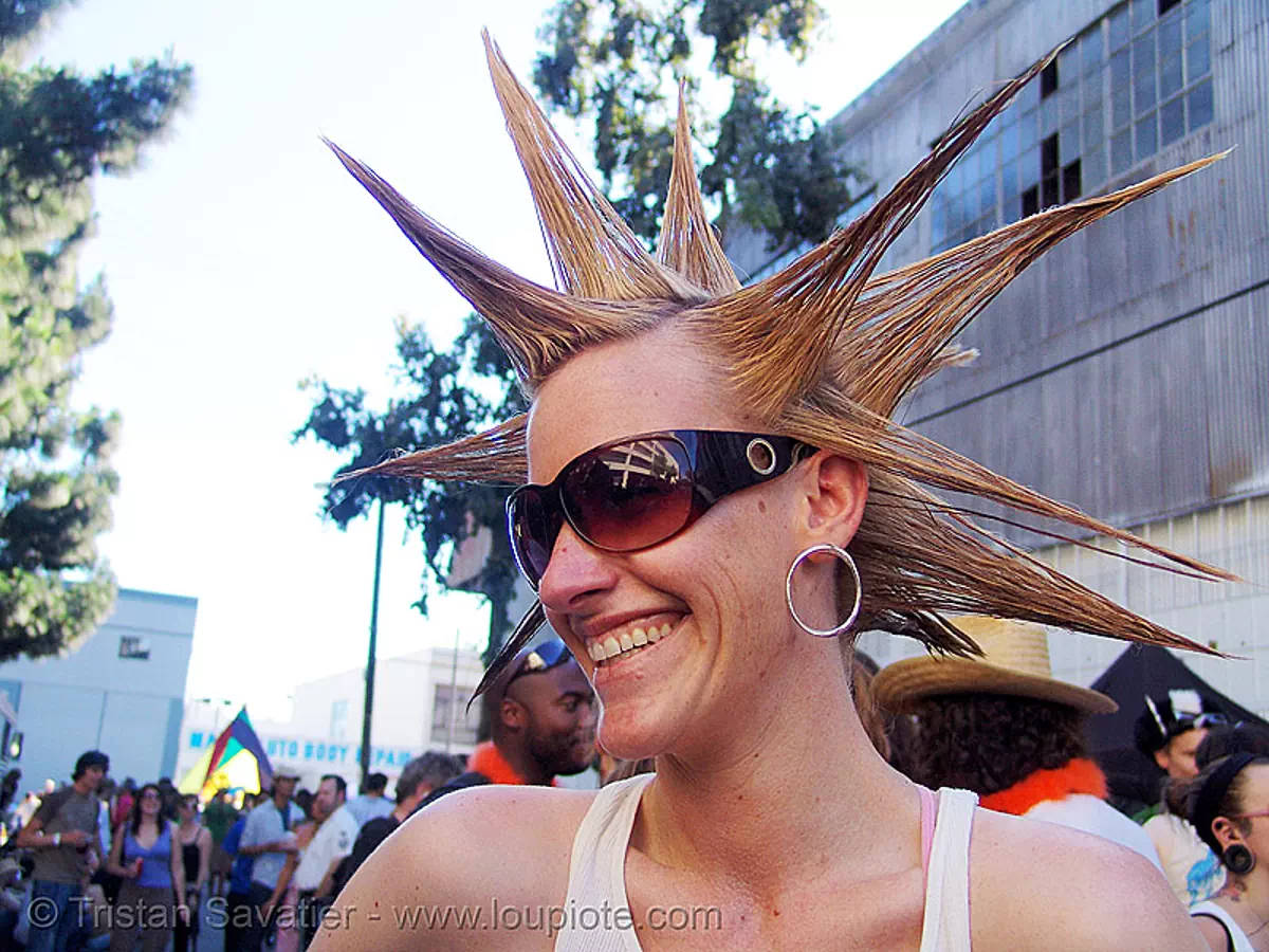 woman with spiky hair