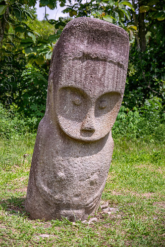 Small Monolith on Road Circle - Bada Valley